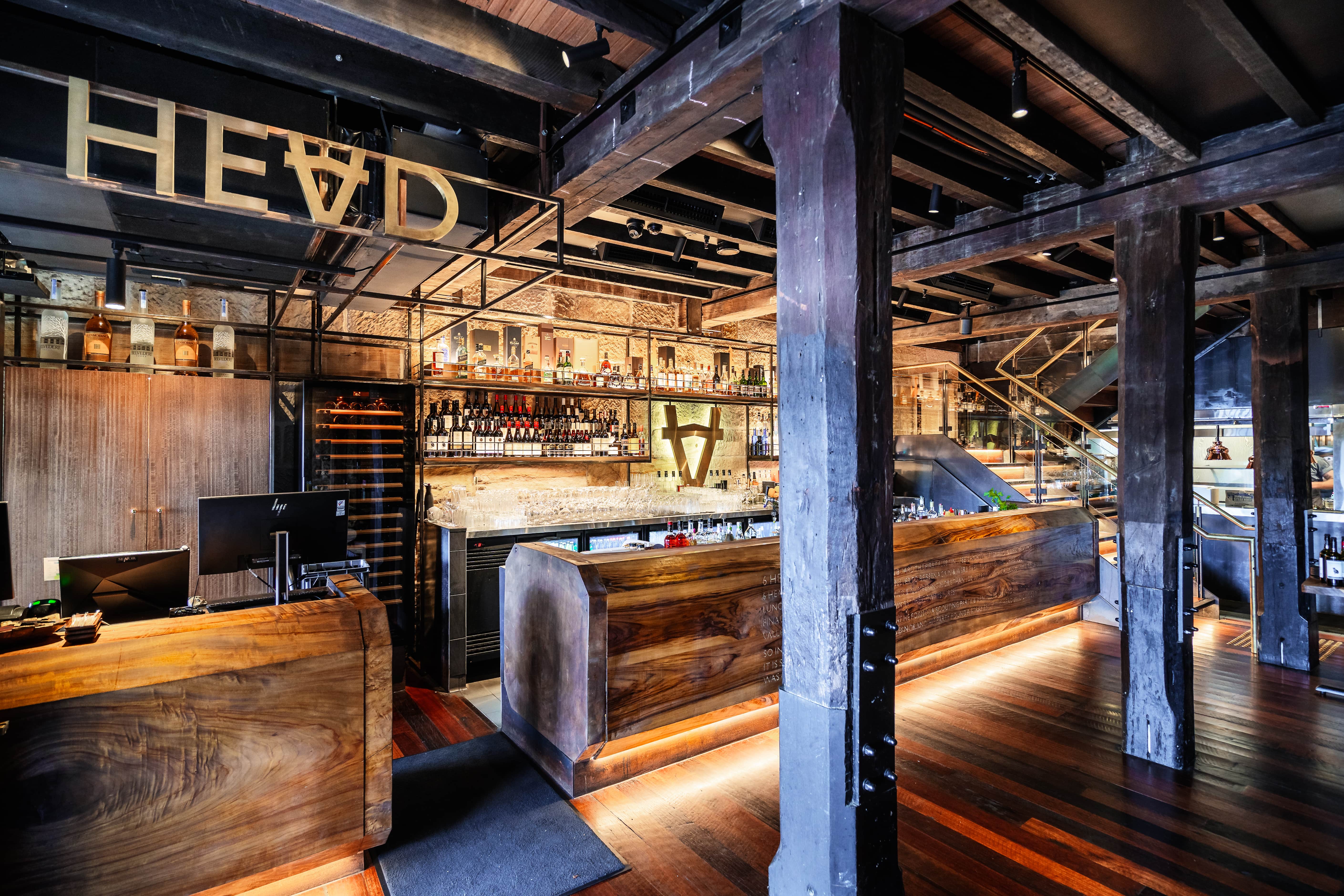 6 Head - Good Design