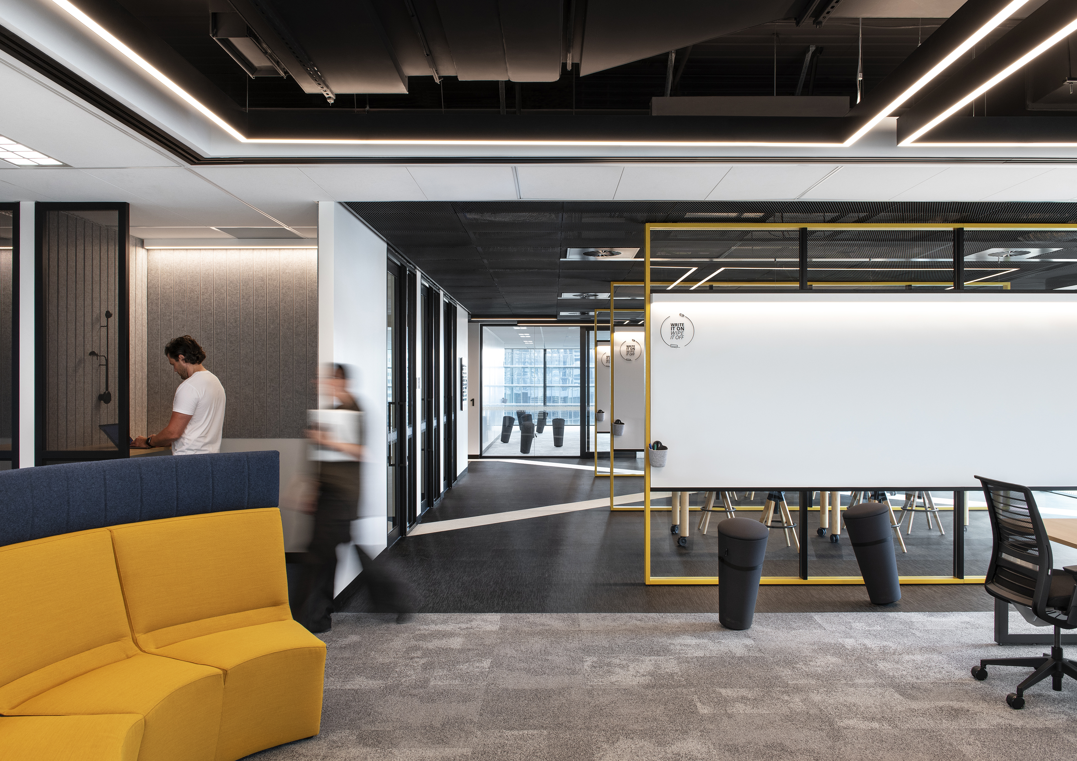 Deloitte 477 Collins St, Melbourne - Good Design