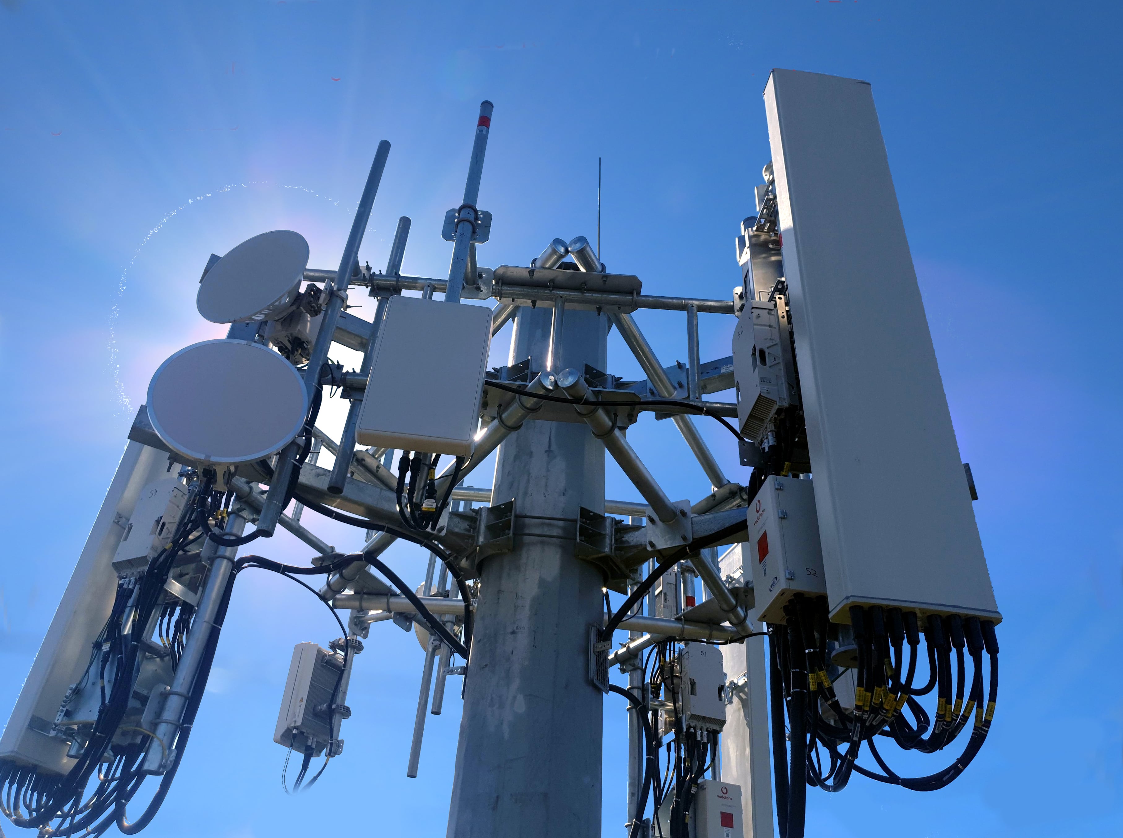 IARMS: Integrated Antenna and Radio Manufacturing Systems - Good Design