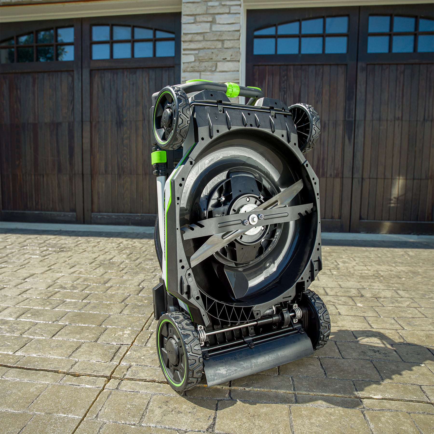 EGO POWER PLUS 52cm SELECT CUT SELF PROPELLED LAWN MOWER - LM2135E-SP ...