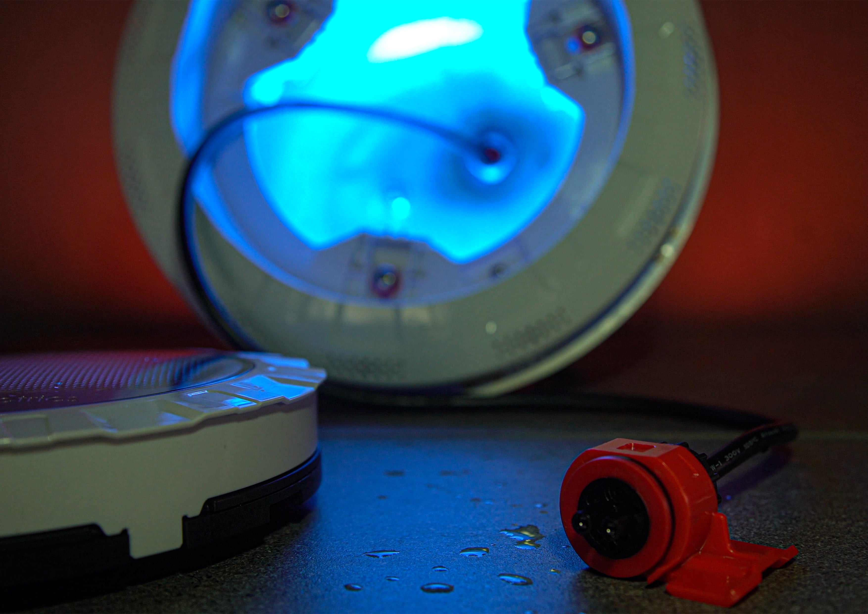 Retro Series Pool Light - Good Design